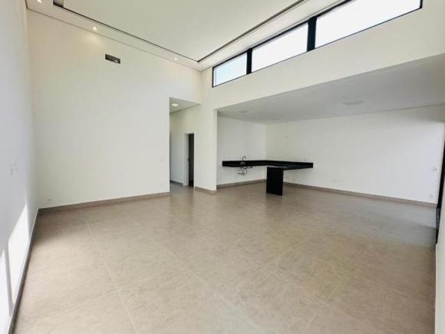 Casa de Condomínio para venda em Park Gran Reserve de 177.00m² com 3 Quartos, 3 Suites e 4 Garagens