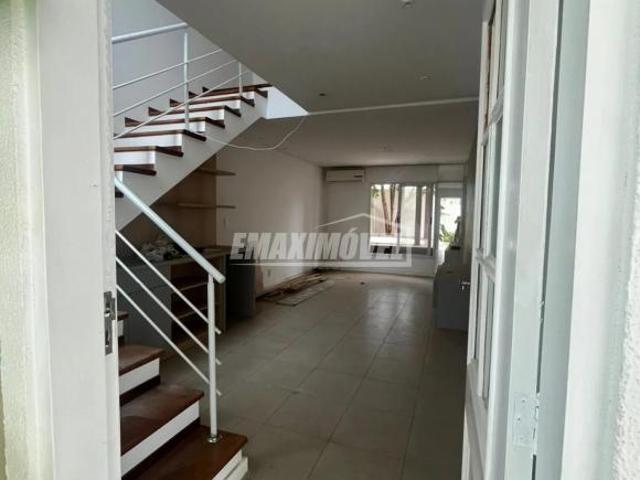 Casa de Condomínio para venda em Parque Campolim de 189.00m² com 3 Quartos, 1 Suite e 2 Garagens
