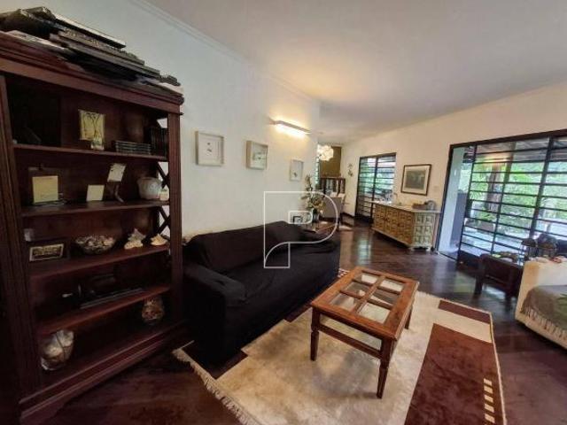 Casa de Condomínio para venda em Parque Dos Príncipes de 300.00m² com 5 Quartos, 2 Suites e 3 Garage