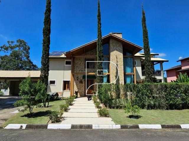 Casa de Condomínio para venda em Parque Das Artes de 385.00m² com 5 Quartos, 5 Suites e 6 Garagens