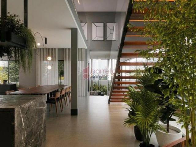 Casa de Condomínio para venda em Parque Das Laranjeiras de 370.00m² com 3 Quartos, 3 Suites e 2 Gara