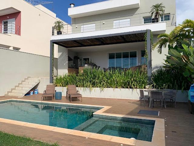 Casa de Condomínio para venda em Parque Das Quaresmeiras em Campinas São Paulo de 220.00m² com 3 Quartos, 3 Suítes e 4 Garagens