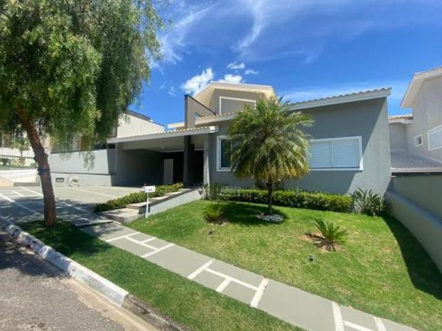 Casa de Condomínio para venda em Parque Esplanada de 180.00m² com 3 Quartos, 1 Suite e 4 Garagens