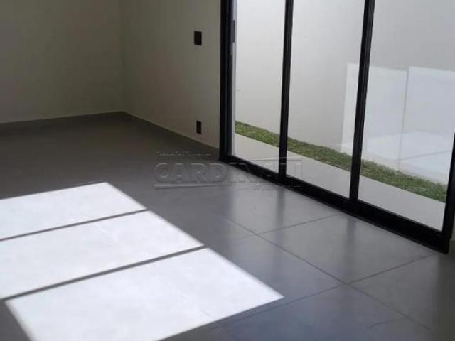 Casa de Condomínio para venda em Parque Faber Castell I de 172.00m² com 3 Quartos, 3 Suites e 4 Gara
