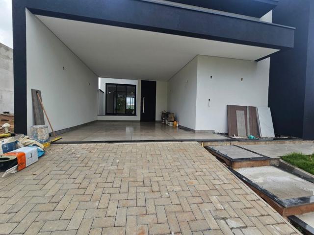 Casa de Condomínio para venda em Parque Laranjeiras em Araraquara São Paulo de 133.00m² com 3 Quartos, 1 Suíte e 4 Garagens