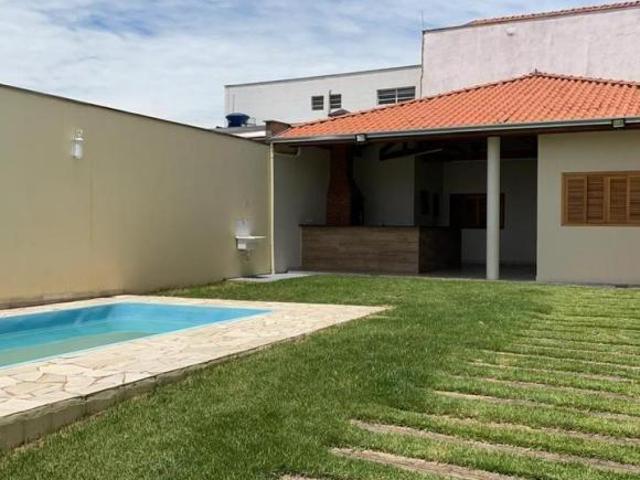 Casa de Condomínio para venda em Parque São Matheus de 102.00m² com 1 Quarto, 1 Suite e 4 Garagens