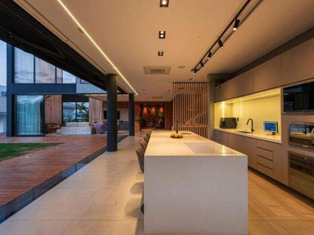Casa de Condomínio para venda em Parque Reserva Fazenda Imperial de 775.00m² com 4 Quartos, 4 Suites