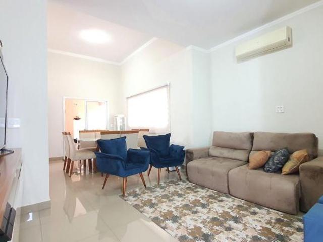 Casa de Condomínio para venda em Parque Residencial Damha de 149.00m² com 3 Quartos e 1 Suite