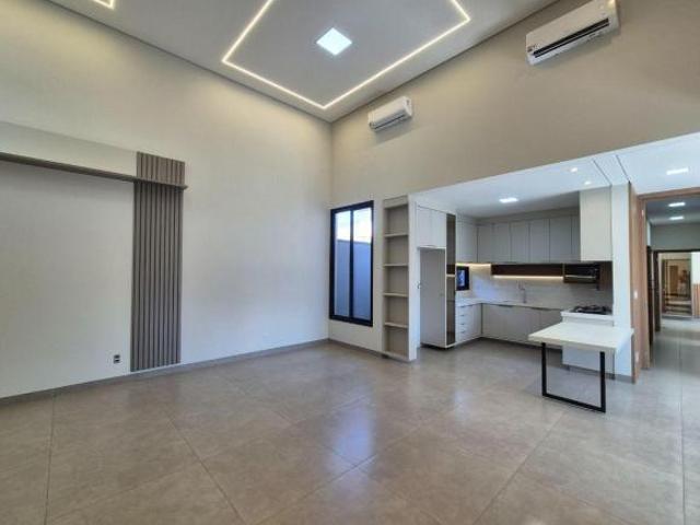 Casa de Condomínio para venda em Parque Residencial Damha de 179.00m² com 3 Quartos, 3 Suites e 4 Ga