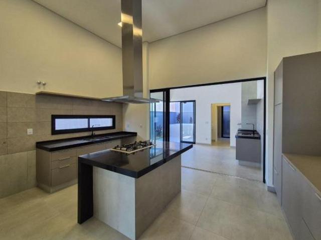 Casa de Condomínio para venda em Parque Residencial Damha de 183.00m² com 3 Quartos, 3 Suites e 4 Ga
