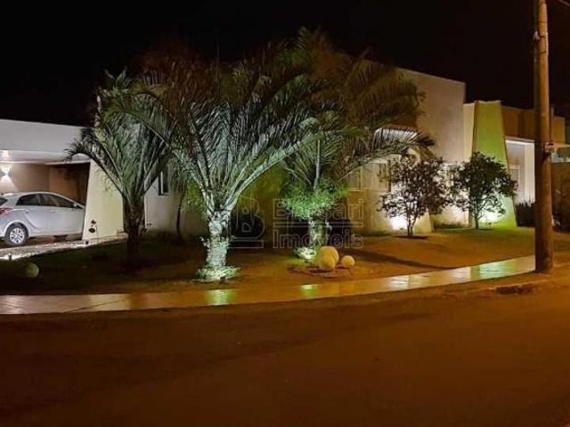 Casa de Condomínio para venda em Parque Residencial Damha de 230.00m² com 3 Quartos, 3 Suites e 2 Ga