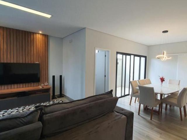 Casa de Condomínio para venda em Parque Residencial Damha de 244.00m² com 3 Quartos, 3 Suites e 4 Ga