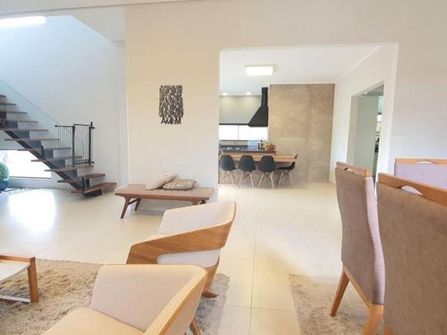 Casa de Condomínio para venda em Parque Residencial Damha de 274.00m² com 4 Quartos, 4 Suites e 4 Ga
