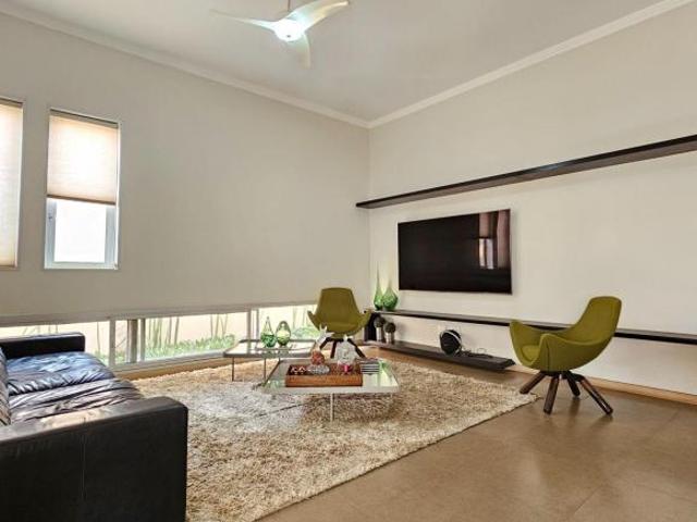 Casa de Condomínio para venda em Parque Residencial Damha de 277.00m² com 3 Quartos, 1 Suite e 4 Gar