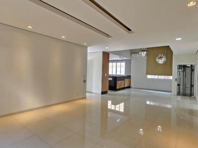 Casa de Condomínio para venda em Parque Residencial Damha de 305.00m² com 4 Quartos, 4 Suites e 4 Ga
