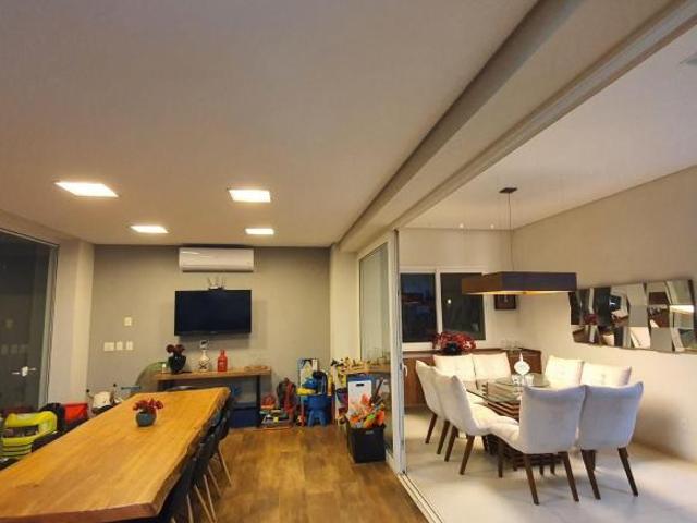 Casa de Condomínio para venda em Parque Residencial Damha de 300.00m² com 4 Quartos, 2 Suites e 2 Ga