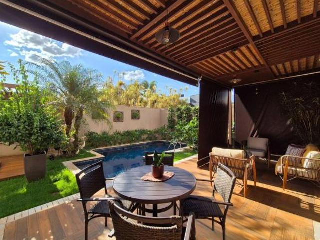 Casa de Condomínio para venda em Parque Residencial Damha de 429.00m² com 3 Quartos, 3 Suites e 4 Ga