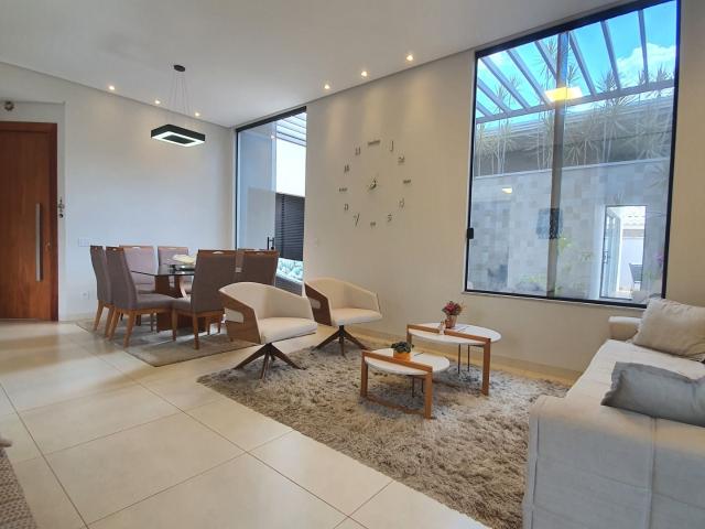 Casa de Condomínio para venda em Parque Residencial Damha em Araraquara São Paulo de 274.00m² com 4 Quartos, 4 Suítes e 4 Garagens