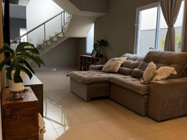 Casa de Condomínio para venda em Parque Residencial Eloy Chaves de 259.00m² com 4 Quartos, 3 Suites