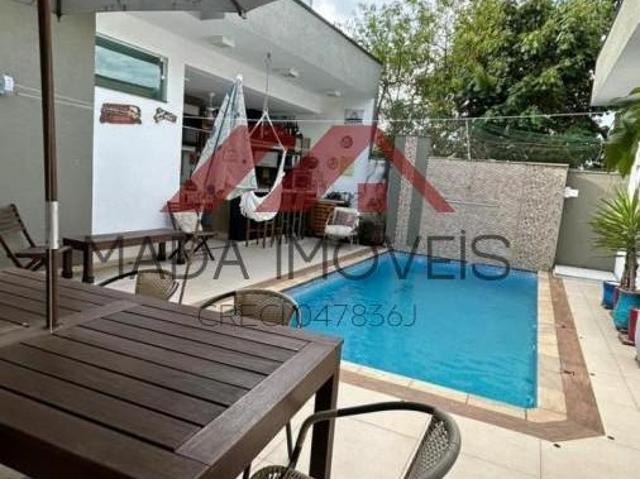 Casa de Condomínio para venda em Parque Residencial Itapeti de 210.00m² com 3 Quartos, 1 Suite e 4 G