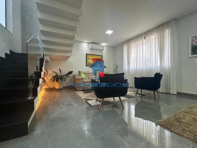 Casa de Condomínio para venda em Parque Rural Fazenda Santa Cândida de 286.00m² com 4 Quartos, 2 Sui