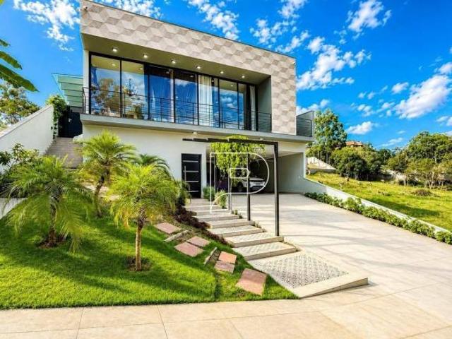Casa de Condomínio para venda em Paysage Bella Vittá de 288.00m² com 3 Quartos, 3 Suites e 7 Garagen