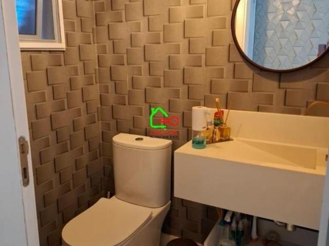 Casa de Condomínio para venda em Pinheirinho de 112.00m² com 3 Quartos, 1 Suite e 2 Garagens