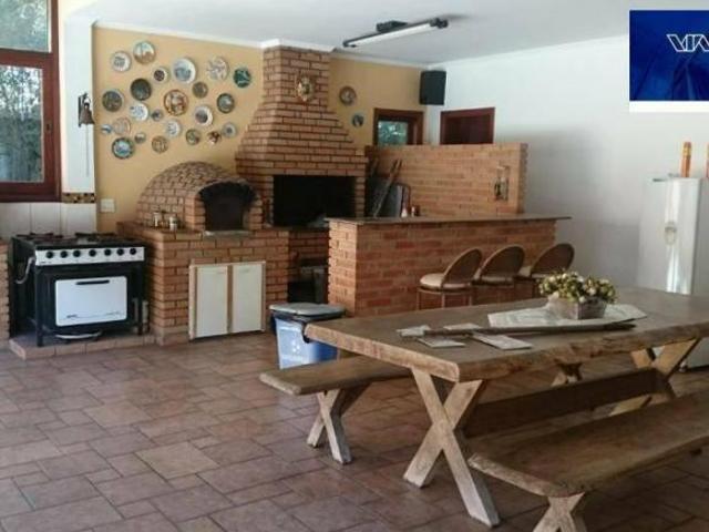 Casa de Condomínio para venda em Portal Dos Gramados de 670.00m² com 6 Quartos, 5 Suites e 6 Garagen