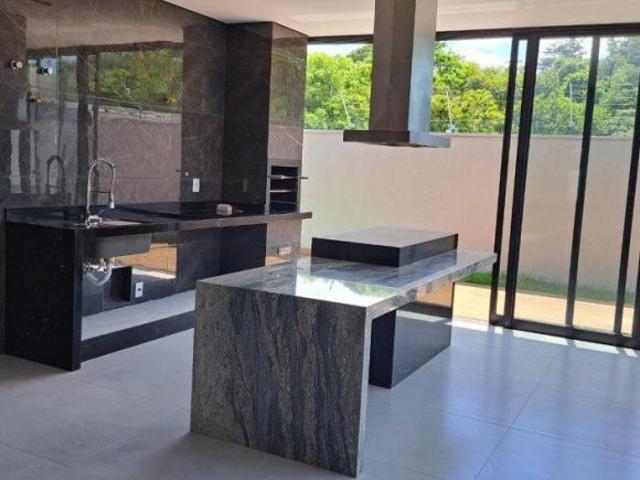 Casa de Condomínio para venda em Portal Da Mata de 156.00m² com 3 Quartos, 3 Suites e 4 Garagens
