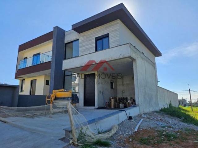 Casa de Condomínio para venda em Porteira Preta de 151.00m² com 3 Quartos, 1 Suite e 4 Garagens