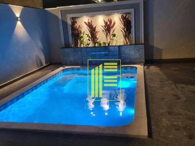 Casa de Condomínio para venda em Quinta Do Lago de 220.00m² com 3 Quartos, 3 Suites e 4 Garagens