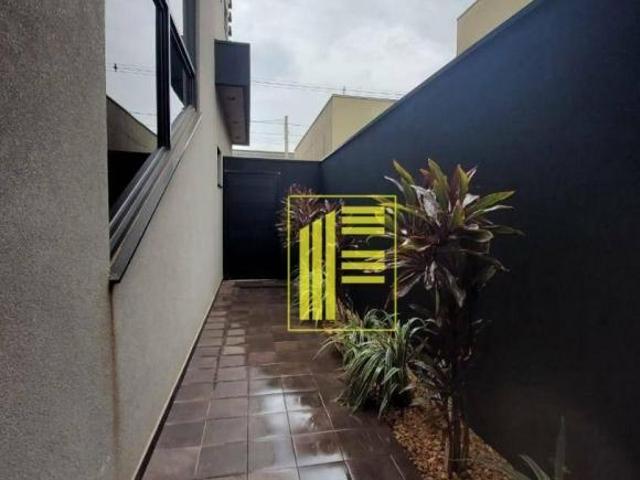 Casa de Condomínio para venda em Quinta Do Lago de 237.00m² com 3 Quartos, 1 Suite e 4 Garagens