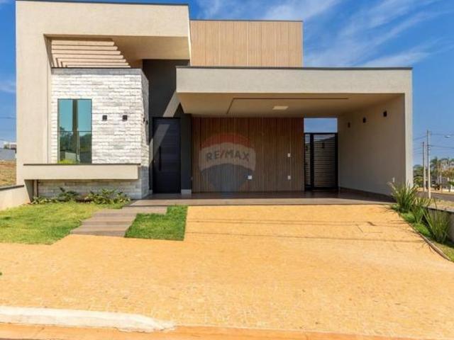 Casa de Condomínio para venda em Quinta Da Mata de 165.00m² com 3 Quartos, 3 Suites e 4 Garagens