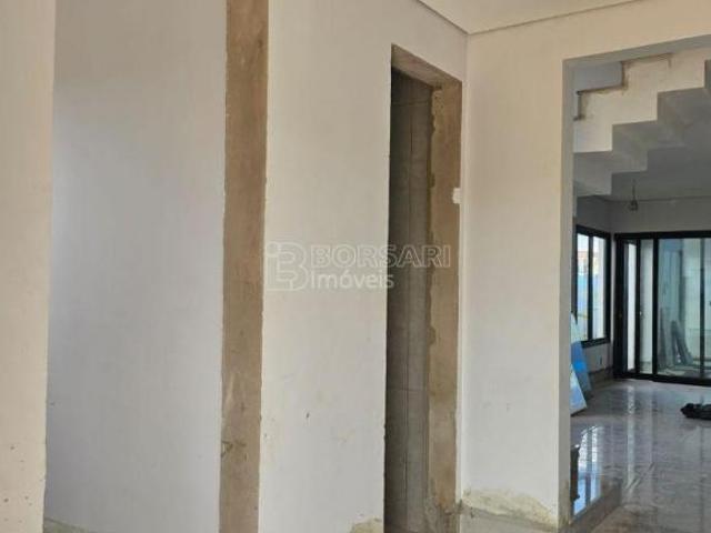 Casa de Condomínio para venda em Quinta Das Laranjeiras de 390.00m² com 3 Quartos, 3 Suites e 4 Gara