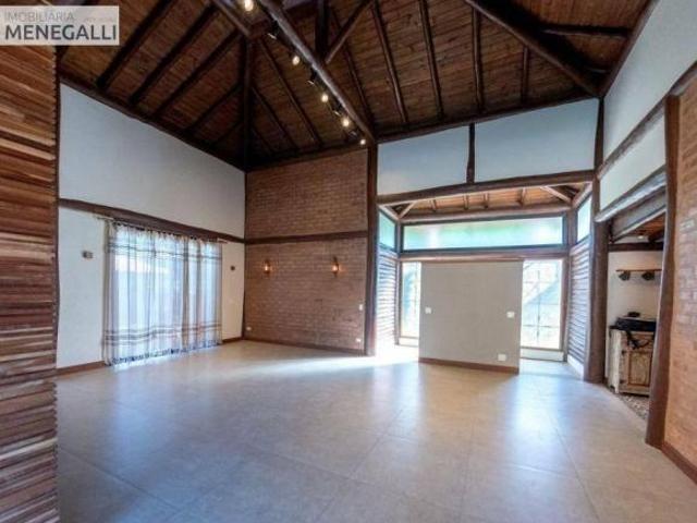 Casa de Condomínio para venda em Quinta De Santa Helena de 479.00m² com 3 Quartos, 1 Suite e 4 Garag