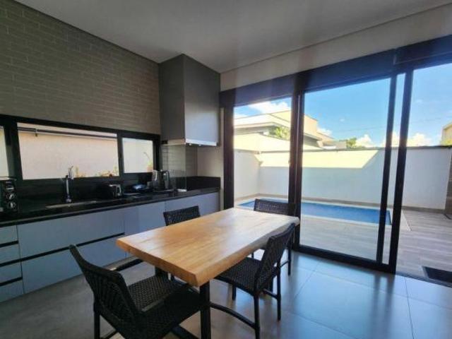 Casa de Condomínio para venda em Quintas De São José de 145.00m² com 3 Quartos, 3 Suites e 4 Garagen