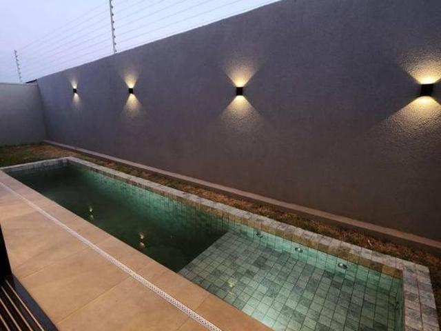 Casa de Condomínio para venda em Real Sul de 156.00m² com 3 Quartos, 3 Suites e 4 Garagens