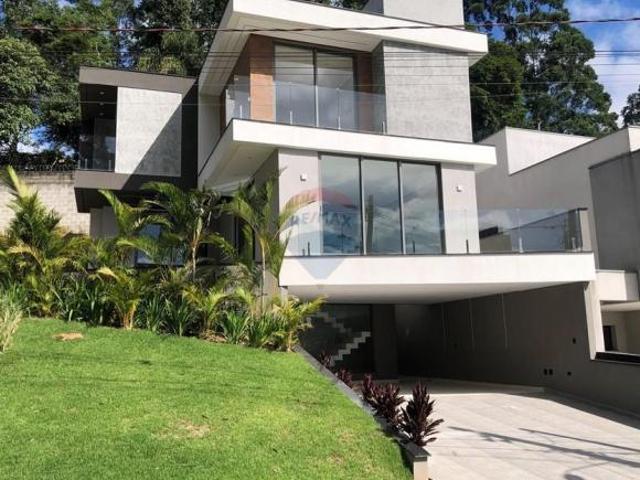 Casa de Condomínio para venda em Real Park de 295.00m² com 3 Quartos, 3 Suites e 4 Garagens