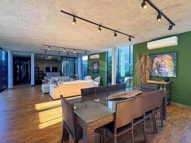 Casa de Condomínio para venda em Real Sul de 504.04m² com 3 Quartos, 3 Suites e 14 Garagens