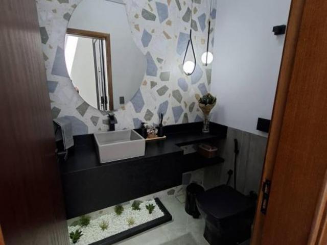 Casa de Condomínio para venda em Real Sul de 153.00m² com 3 Quartos, 3 Suites e 4 Garagens