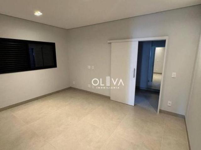Casa de Condomínio para venda em Recanto Do Lago de 247.00m² com 4 Quartos, 4 Suites e 4 Garagens
