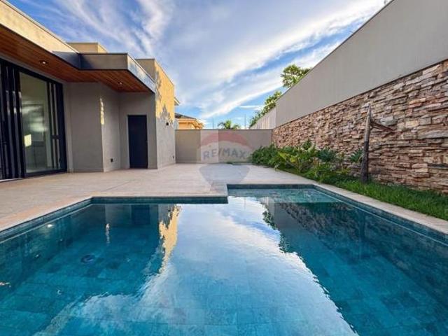 Casa de Condomínio para venda em Recreio Anhangüera de 270.00m² com 3 Quartos, 3 Suites e 4 Garagens