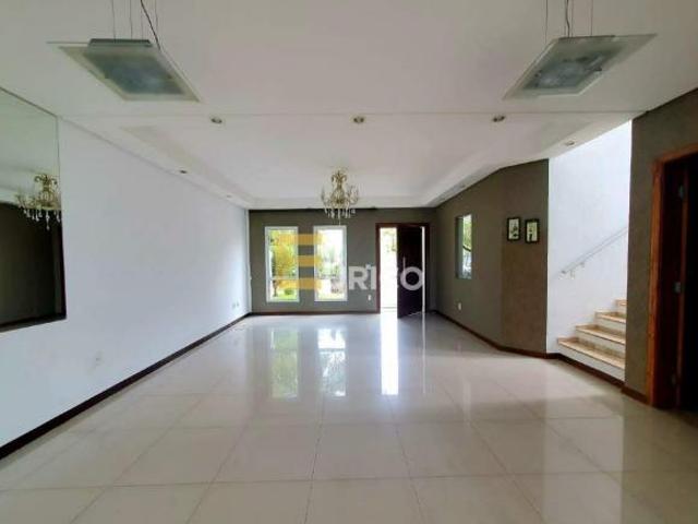 Casa de Condomínio para venda em Região Oeste de 340.00m² com 3 Quartos, 3 Suites e 4 Garagens
