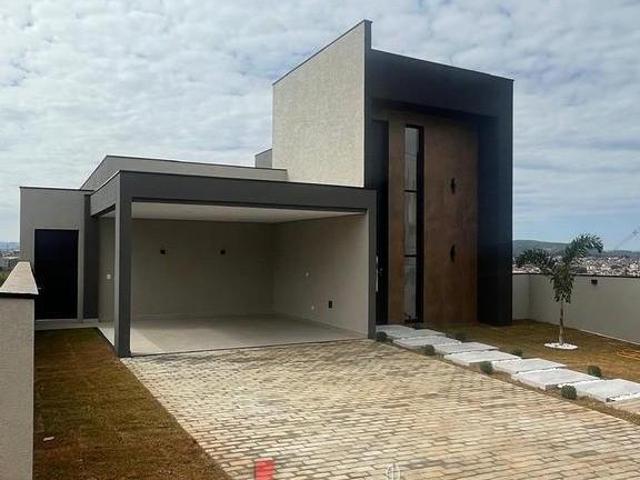 Casa de Condomínio para venda em Res. Villa Real Bragança de 190.00m² com 3 Quartos, 3 Suites e 4 Ga