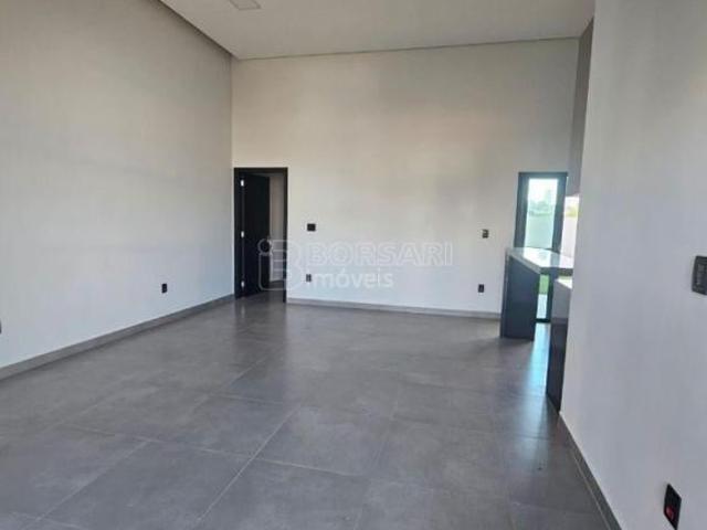 Casa de Condomínio para venda em Residencial Tivoli de 139.00m² com 3 Quartos, 1 Suite e 4 Garagens
