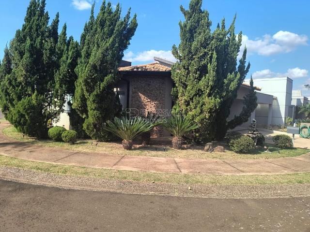 Casa de Condomínio para venda em Residencial Village Damha em Araraquara São Paulo de 170.00m² com 3 Quartos, 1 Suíte e 4 Garagens