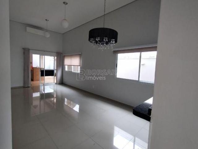 Casa de Condomínio para venda em Residencial Village Damha de 192.00m² com 3 Quartos, 3 Suites e 4 G