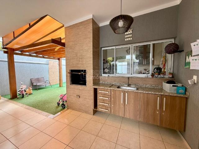 Casa de Condomínio para venda em Residencial Village Damha em Araraquara São Paulo de 166.00m² com 3 Quartos, 1 Suíte e 4 Garagens