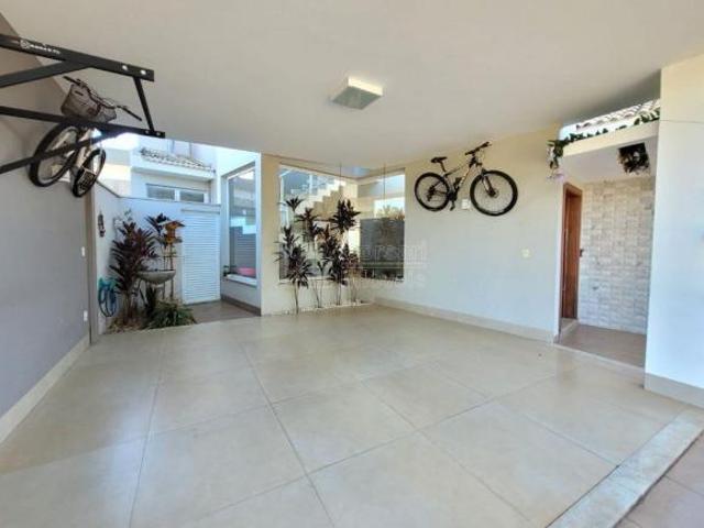 Casa de Condomínio para venda em Residencial Village Damha Ii de 240.00m² com 3 Quartos, 3 Suites e
