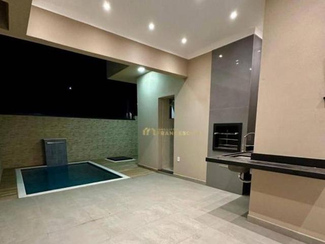 Casa de Condomínio para venda em Residencial Colinas de 250.00m² com 3 Quartos, 1 Suite e 4 Garagens